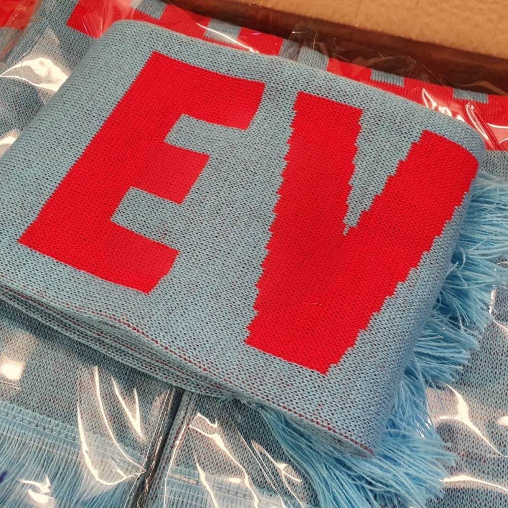 Custom Football Scarf | Football Scarves | FootballFlags.co.uk